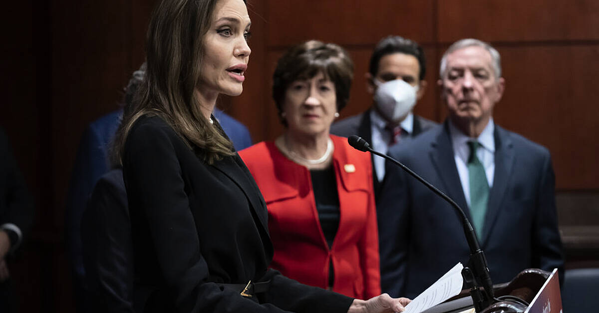 Angelina Jolie Urges Senate To Renew Violence Against Women Act