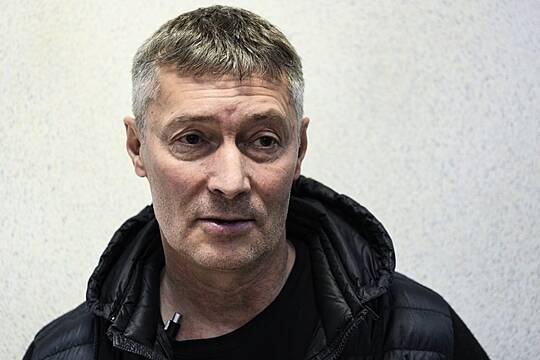 Russian Court Detains Dissident Ex Mayor For 14 Days Pending Trial