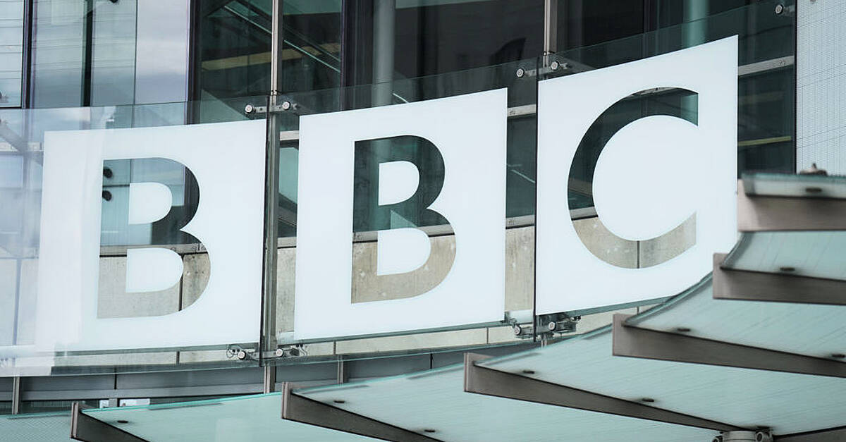 BBC presenter facing teen sexual images claims ‘appeared in underwear ... BBC presenter facing teen sexual images claims ‘appeared in underwear ...