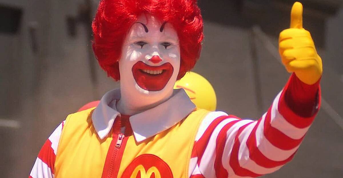 Former McDonald's Worker Reveals Some Trade Secrets Former McDonald's Worker Reveals Some Trade Secrets
